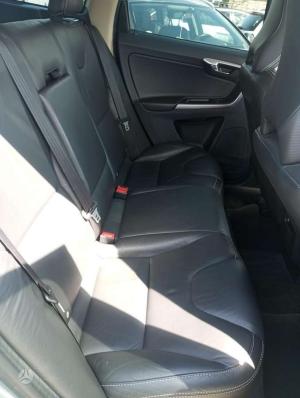 Grey Volvo XC60 2011 in Kaunas, with an engine capacity of 1.98 L and mileage of 280 thousand km for 7400 €, photo 11 on AUTOMOTO.COM.LV