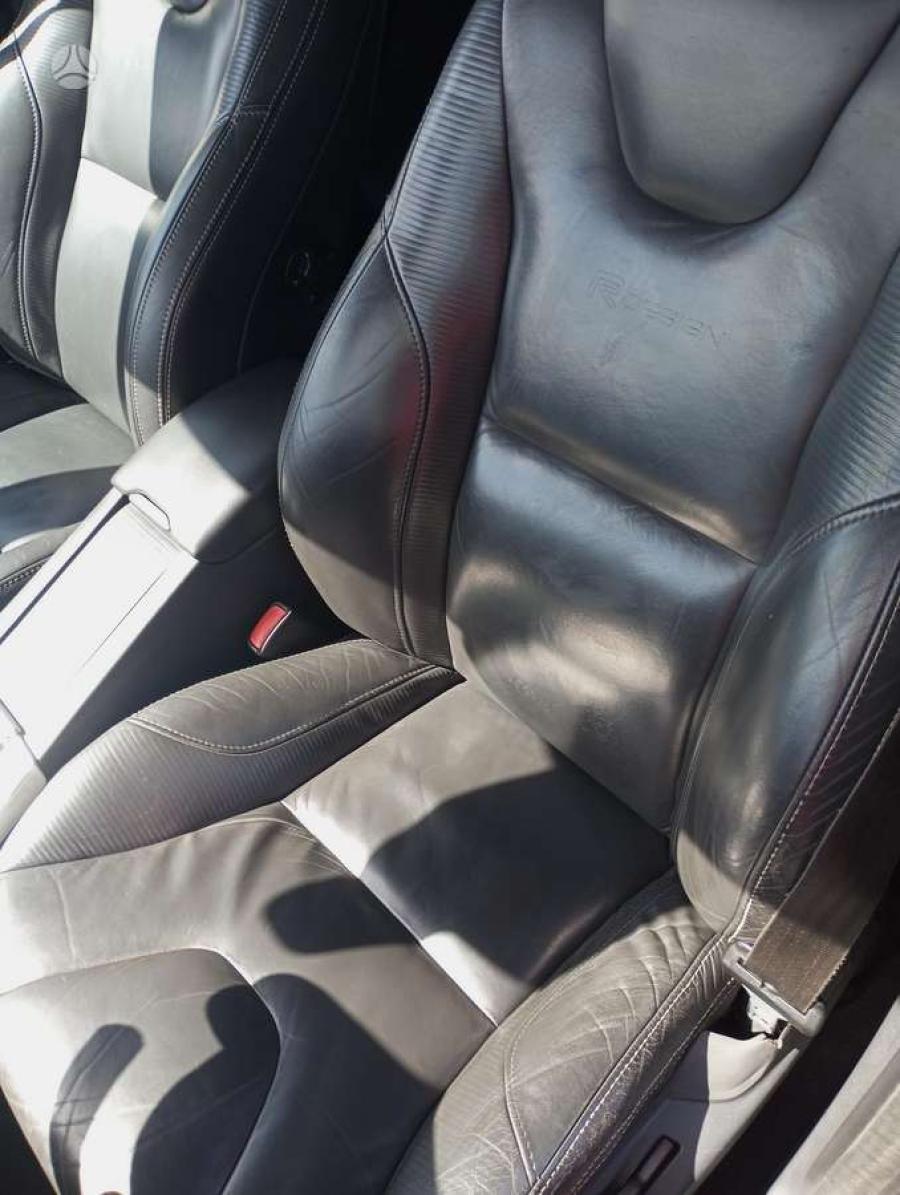 Grey Volvo XC60 2011 in Kaunas, with an engine capacity of 1.98 L and mileage of 280 thousand km for 7400 €, photo 15 on AUTOMOTO.COM.LV