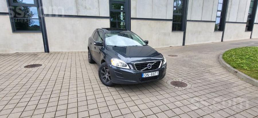 Grey Volvo XC60 2011 in Tukums, with an engine capacity of 2.00 L and mileage of 402 thousand km for 4990 €, photo 1 on AUTOMOTO.COM.LV