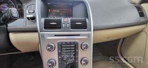 Grey Volvo XC60 2011 in Tukums, with an engine capacity of 2.00 L and mileage of 402 thousand km for 4990 €, photo 14 on AUTOMOTO.COM.LV