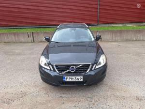 Grey Volvo XC60 2011 in Marijampole, with an engine capacity of 2.40 L and mileage of 317 thousand km for 7200 €, photo 9 on AUTOMOTO.COM.LV