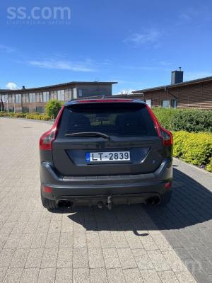 Pelēks Volvo XC60 2011 Rīga, ar dzinēja tilpumu 2.40 L un nobraukumu 0 tūkst. km par 8950 €, foto 5 vietnē AUTOMOTO.COM.LV