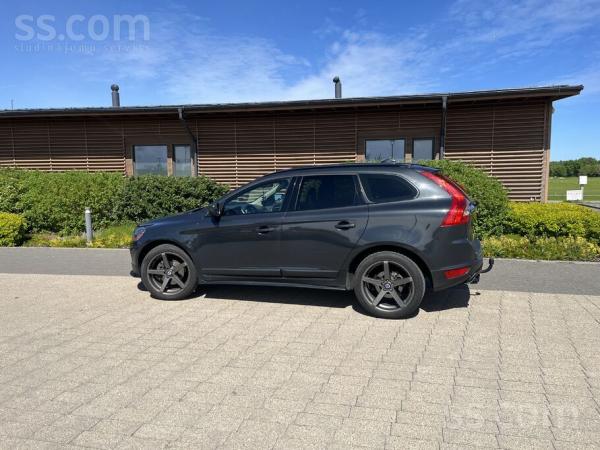 Pelēks Volvo XC60 2011 Rīga, ar dzinēja tilpumu 2.40 L un nobraukumu 0 tūkst. km par 8950 €, foto 5 vietnē AUTOMOTO.COM.LV