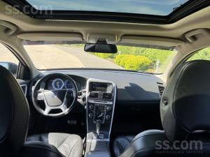 Pelēks Volvo XC60 2011 Rīga, ar dzinēja tilpumu 2.40 L un nobraukumu 0 tūkst. km par 8950 €, foto 13 vietnē AUTOMOTO.COM.LV