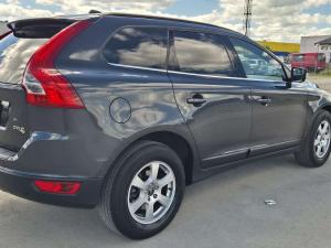 Pelēks Volvo XC60 2011 Šauļi, ar dzinēja tilpumu 1.98 L un nobraukumu 238 tūkst. km par 8350 €, foto 7 vietnē AUTOMOTO.COM.LV