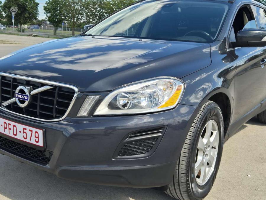 Pelēks Volvo XC60 2011 Šauļi, ar dzinēja tilpumu 1.98 L un nobraukumu 238 tūkst. km par 8350 €, foto 13 vietnē AUTOMOTO.COM.LV