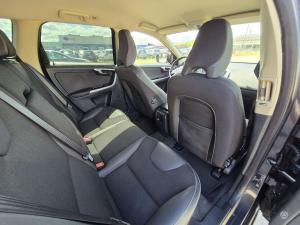 Pelēks Volvo XC60 2011 Šauļi, ar dzinēja tilpumu 1.98 L un nobraukumu 238 tūkst. km par 8350 €, foto 34 vietnē AUTOMOTO.COM.LV