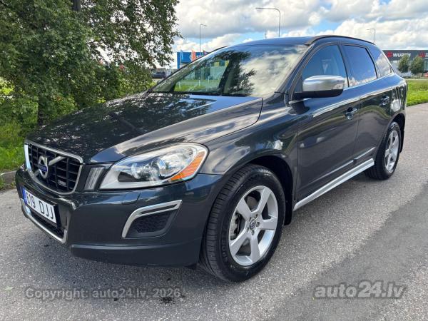 Pelēks Volvo XC60 2011 Paide, ar dzinēja tilpumu 2.40 L un nobraukumu 0 tūkst. km par 7490 €, foto 1 vietnē AUTOMOTO.COM.LV
