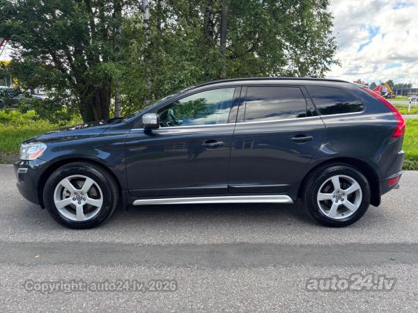 Pelēks Volvo XC60 2011 Paide, ar dzinēja tilpumu 2.40 L un nobraukumu 0 tūkst. km par 7490 €, foto 3 vietnē AUTOMOTO.COM.LV
