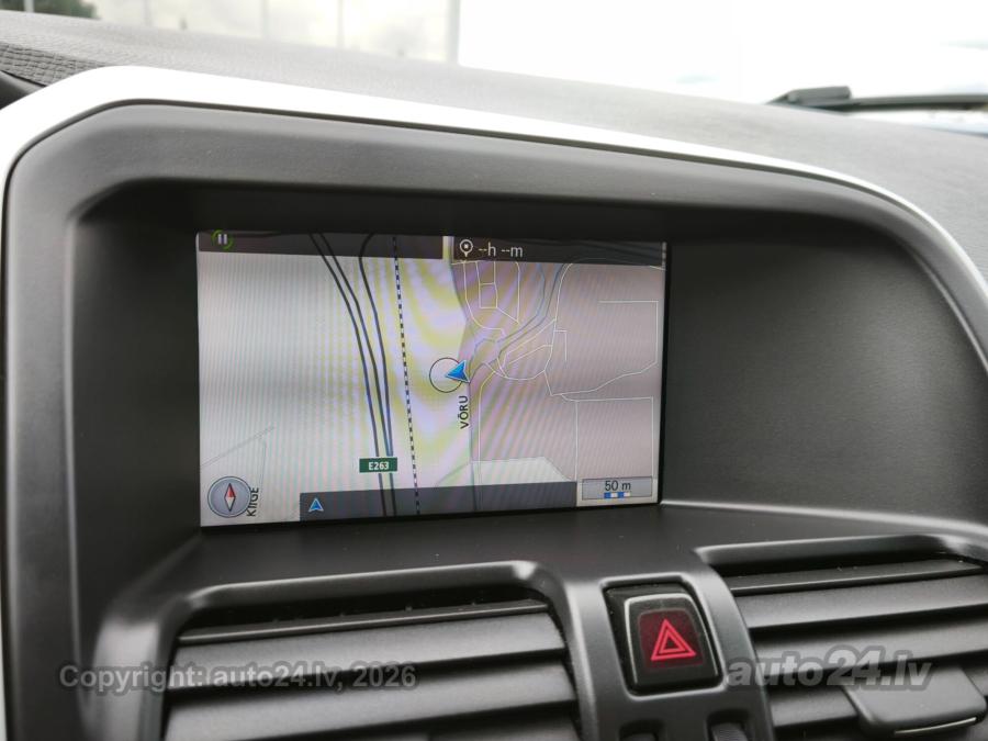 Pelēks Volvo XC60 2011 Tartu, ar dzinēja tilpumu 2.40 L un nobraukumu 249 tūkst. km par 11990 €, foto 11 vietnē AUTOMOTO.COM.LV