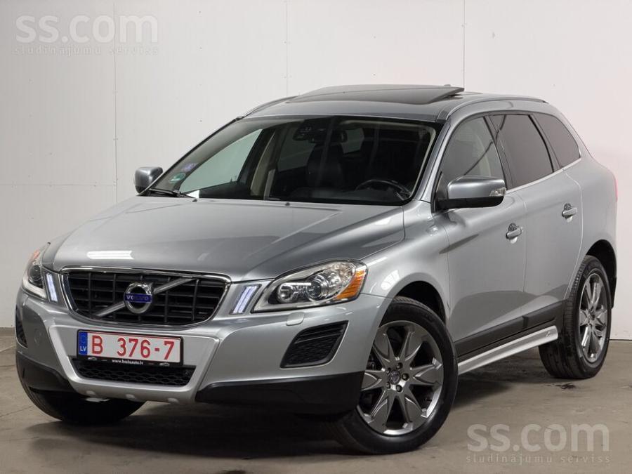 Grey Volvo XC60 2011 in Jurmala, with an engine capacity of 2.00 L and mileage of 212 thousand km for 10450 €, photo 1 on AUTOMOTO.COM.LV