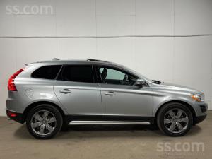 Grey Volvo XC60 2011 in Jurmala, with an engine capacity of 2.00 L and mileage of 212 thousand km for 10450 €, photo 10 on AUTOMOTO.COM.LV