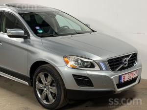 Grey Volvo XC60 2011 in Jurmala, with an engine capacity of 2.00 L and mileage of 212 thousand km for 10450 €, photo 11 on AUTOMOTO.COM.LV