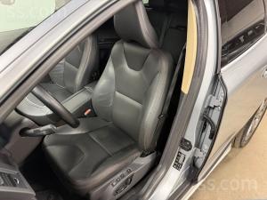 Grey Volvo XC60 2011 in Jurmala, with an engine capacity of 2.00 L and mileage of 212 thousand km for 10450 €, photo 19 on AUTOMOTO.COM.LV