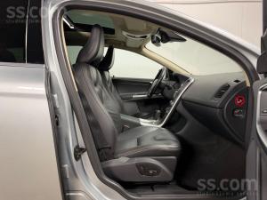 Grey Volvo XC60 2011 in Jurmala, with an engine capacity of 2.00 L and mileage of 212 thousand km for 10450 €, photo 20 on AUTOMOTO.COM.LV