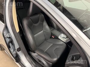 Grey Volvo XC60 2011 in Jurmala, with an engine capacity of 2.00 L and mileage of 212 thousand km for 10450 €, photo 21 on AUTOMOTO.COM.LV