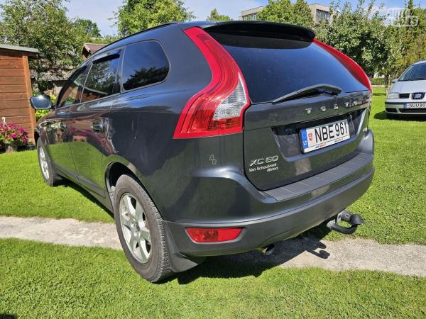 Grey Volvo XC60 2011 in Skuodas, with an engine capacity of 2.00 L and mileage of 260 thousand km for 8700 €, photo 2 on AUTOMOTO.COM.LV