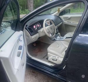 Pelēks Volvo XC60 2011 Kauņa, ar dzinēja tilpumu 3.19 L un nobraukumu 264 tūkst. km par 5900 €, foto 11 vietnē AUTOMOTO.COM.LV
