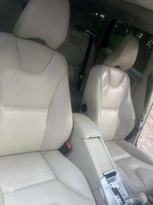 Pelēks Volvo XC60 2011 Kauņa, ar dzinēja tilpumu 3.19 L un nobraukumu 264 tūkst. km par 5900 €, foto 13 vietnē AUTOMOTO.COM.LV