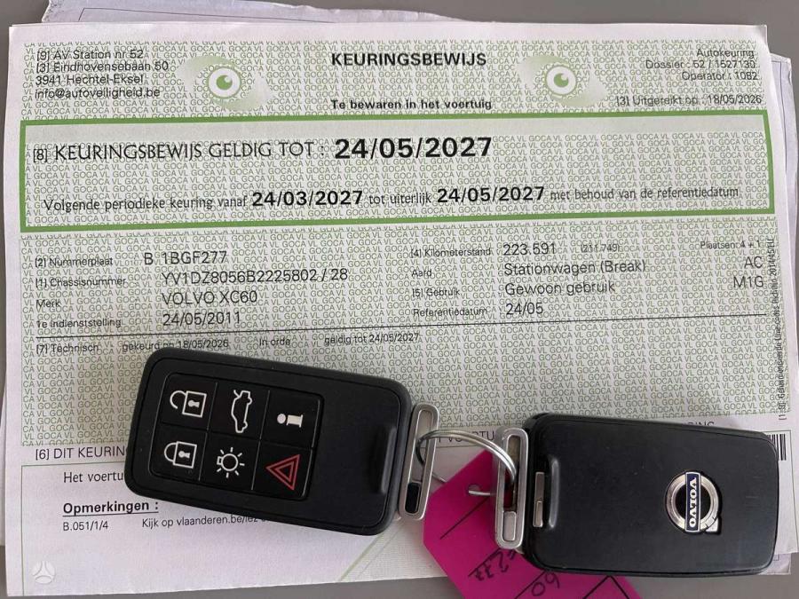 Pelēks Volvo XC60 2011 Kauņa, ar dzinēja tilpumu 2.40 L un nobraukumu 225 tūkst. km par 8999 €, foto 24 vietnē AUTOMOTO.COM.LV