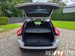 Grey Volvo XC60 2011 in Riga, with an engine capacity of 2.40 L and mileage of 351 thousand km for 8950 €, photo 15 on AUTOMOTO.COM.LV