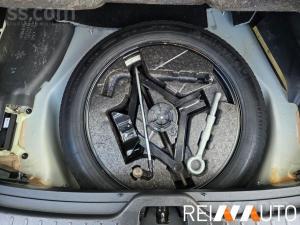 Grey Volvo XC60 2011 in Riga, with an engine capacity of 2.40 L and mileage of 351 thousand km for 8950 €, photo 17 on AUTOMOTO.COM.LV