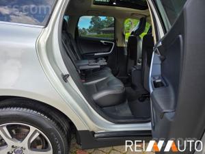 Grey Volvo XC60 2011 in Riga, with an engine capacity of 2.40 L and mileage of 351 thousand km for 8950 €, photo 18 on AUTOMOTO.COM.LV