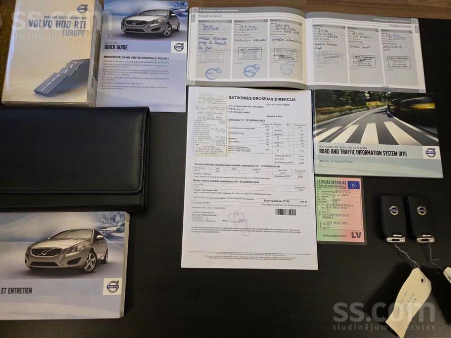 Grey Volvo XC60 2011 in Riga, with an engine capacity of 2.40 L and mileage of 351 thousand km for 8950 €, photo 33 on AUTOMOTO.COM.LV