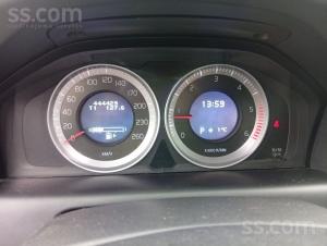 Pelēks Volvo XC60 2011 Liepāja, ar dzinēja tilpumu 2.00 L un nobraukumu 444 tūkst. km par 5700 €, foto 7 vietnē AUTOMOTO.COM.LV