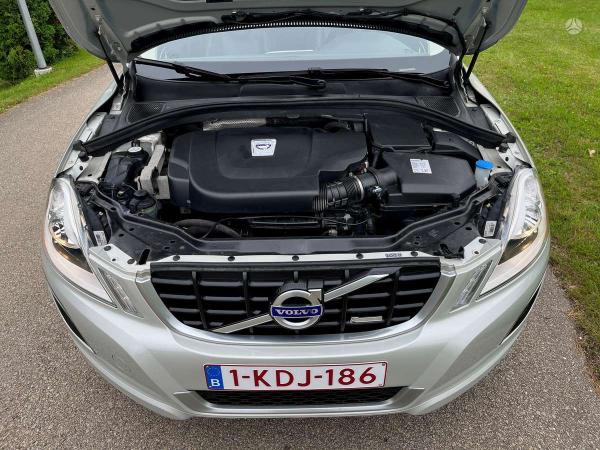 Pelēks Volvo XC60 2011 Tauragė, ar dzinēja tilpumu 1.98 L un nobraukumu 181 tūkst. km par 7850 €, foto 9 vietnē AUTOMOTO.COM.LV