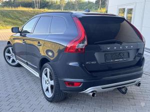 Grey Volvo XC60 2011 in Vilnius, with an engine capacity of 2.00 L and mileage of 270 thousand km for 8750 €, photo 11 on AUTOMOTO.COM.LV