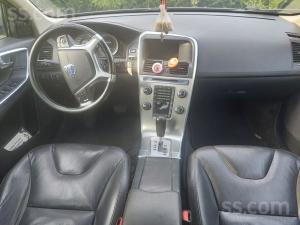 Pelēks Volvo XC60 2011 Rīga, ar dzinēja tilpumu 2.40 L un nobraukumu 335 tūkst. km par 6700 €, foto 6 vietnē AUTOMOTO.COM.LV