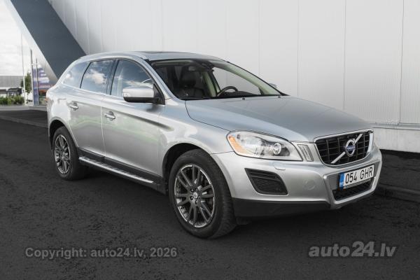 Pelēks Volvo XC60 2011 Tallina, ar dzinēja tilpumu 2.40 L un nobraukumu 367 tūkst. km par 5990 €, foto 1 vietnē AUTOMOTO.COM.LV