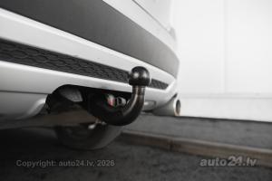 Grey Volvo XC60 2011 in Tallinn, with an engine capacity of 2.40 L and mileage of 367 thousand km for 5990 €, photo 31 on AUTOMOTO.COM.LV
