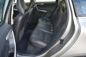 Grey Volvo XC60 2011 in Talsi, with an engine capacity of 2.40 L and mileage of 239 thousand km for 9500 €, photo 9 on AUTOMOTO.COM.LV