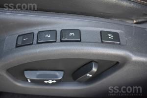 Pelēks Volvo XC60 2011 Talsi, ar dzinēja tilpumu 2.40 L un nobraukumu 239 tūkst. km par 9500 €, foto 14 vietnē AUTOMOTO.COM.LV