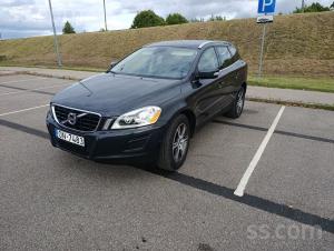 Pelēks Volvo XC60 2011 Daugavpils, ar dzinēja tilpumu 2.00 L un nobraukumu 248 tūkst. km par 9000 €, foto  vietnē AUTOMOTO.COM.LV