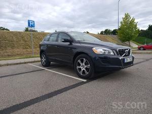Pelēks Volvo XC60 2011 Daugavpils, ar dzinēja tilpumu 2.00 L un nobraukumu 248 tūkst. km par 9000 €, foto 3 vietnē AUTOMOTO.COM.LV