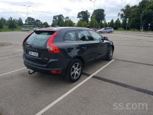 Pelēks Volvo XC60 2011 Daugavpils, ar dzinēja tilpumu 2.00 L un nobraukumu 248 tūkst. km par 9000 €, foto 4 vietnē AUTOMOTO.COM.LV