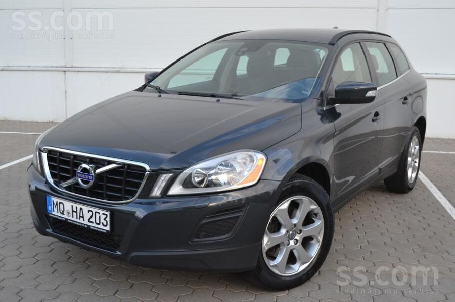 Grey Volvo XC60 2011 in Riga, with an engine capacity of 2.40 L and mileage of 274 thousand km for 7650 €, photo 1 on AUTOMOTO.COM.LV