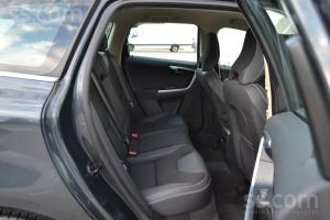 Grey Volvo XC60 2011 in Riga, with an engine capacity of 2.40 L and mileage of 274 thousand km for 7650 €, photo 13 on AUTOMOTO.COM.LV