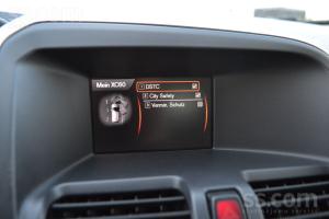 Grey Volvo XC60 2011 in Riga, with an engine capacity of 2.40 L and mileage of 274 thousand km for 7650 €, photo 15 on AUTOMOTO.COM.LV