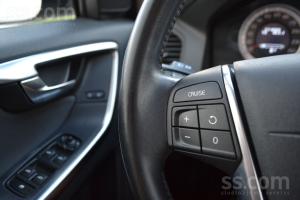 Grey Volvo XC60 2011 in Riga, with an engine capacity of 2.40 L and mileage of 274 thousand km for 7650 €, photo 21 on AUTOMOTO.COM.LV