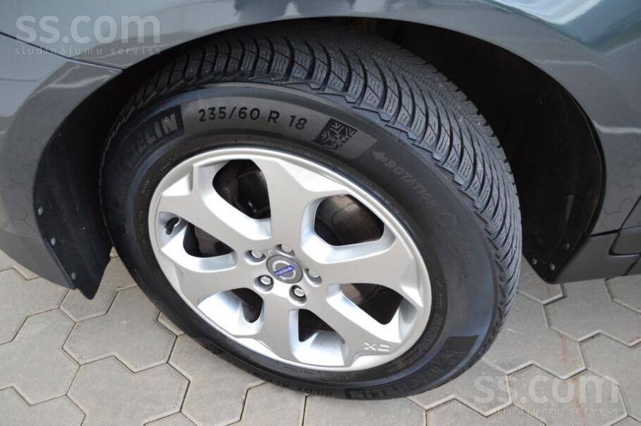 Grey Volvo XC60 2011 in Riga, with an engine capacity of 2.40 L and mileage of 274 thousand km for 7650 €, photo 31 on AUTOMOTO.COM.LV