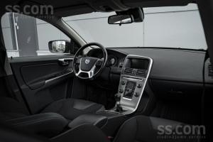 Grey Volvo XC60 2011 in Riga, with an engine capacity of 2.00 L and mileage of 261 thousand km for 6490 €, photo 16 on AUTOMOTO.COM.LV