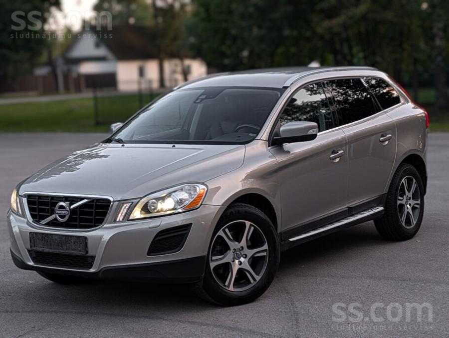 Pelēks Volvo XC60 2011 Jūrmala, ar dzinēja tilpumu 2.40 L un nobraukumu 0 tūkst. km par 7950 €, foto 3 vietnē AUTOMOTO.COM.LV