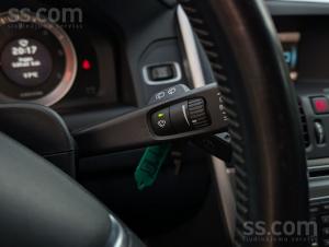 Pelēks Volvo XC60 2011 Jūrmala, ar dzinēja tilpumu 2.40 L un nobraukumu 0 tūkst. km par 7950 €, foto 12 vietnē AUTOMOTO.COM.LV