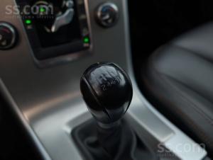 Pelēks Volvo XC60 2011 Jūrmala, ar dzinēja tilpumu 2.40 L un nobraukumu 0 tūkst. km par 7950 €, foto 19 vietnē AUTOMOTO.COM.LV