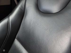 Grey Volvo XC60 2011 in Vilnius, with an engine capacity of 2.40 L and mileage of 354 thousand km for 8850 €, photo 14 on AUTOMOTO.COM.LV
