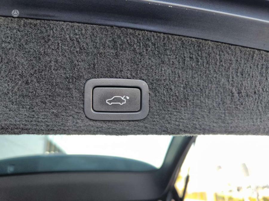 Pelēks Volvo XC60 2011 Viļņa, ar dzinēja tilpumu 2.40 L un nobraukumu 252 tūkst. km par 7900 €, foto 12 vietnē AUTOMOTO.COM.LV